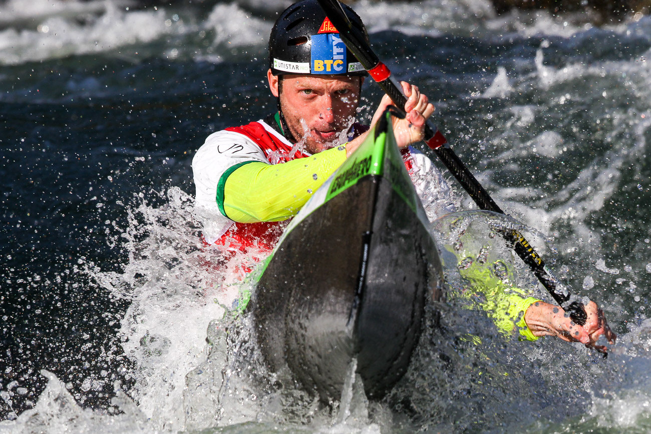 Former world champions take first step towards new titles | ICF ...