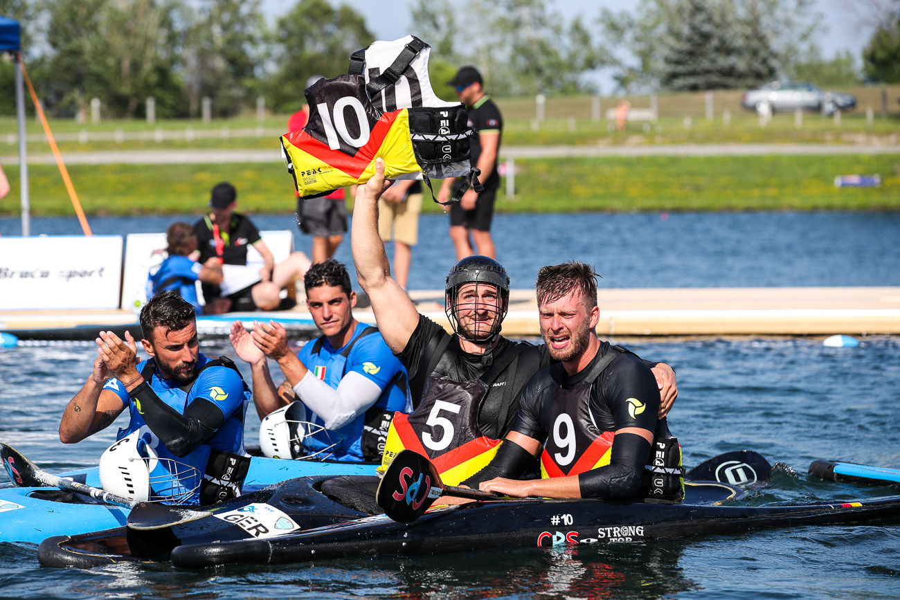Germany breaks through for emotional canoe polo gold | ICF - Planet Canoe
