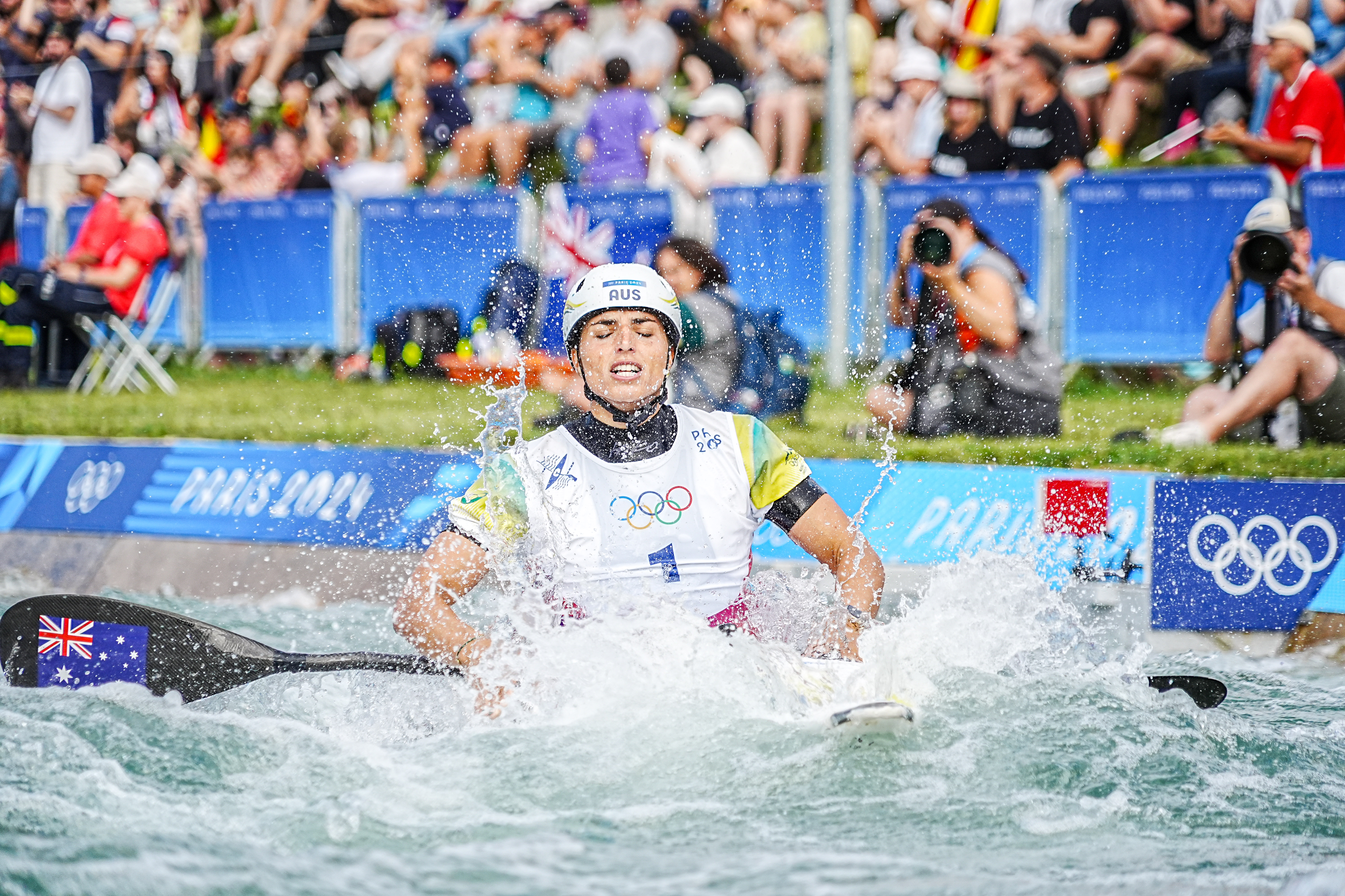 Fox ends wait for Olympic kayak gold at Paris 2024 | ICF - Planet Canoe